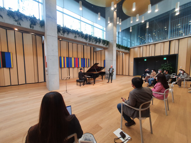 부산 F1963에 ‘금난새 뮤직 센터(GMC)’ 생겼다 - 부산일보